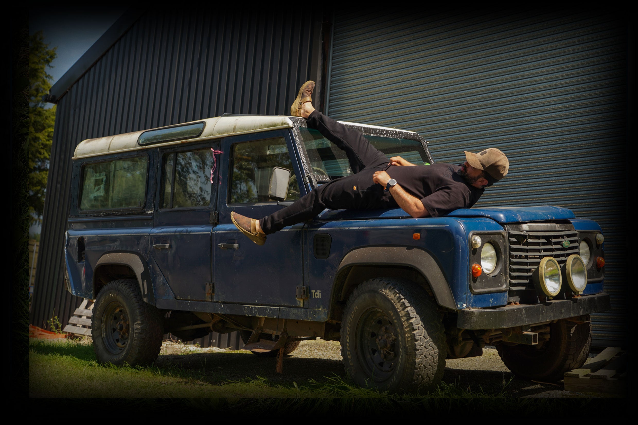 Clothing – ONE MORE CAST